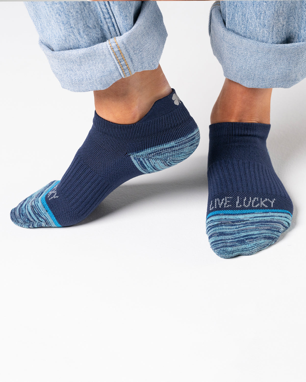 Athletic Tab Solid – Black Clover